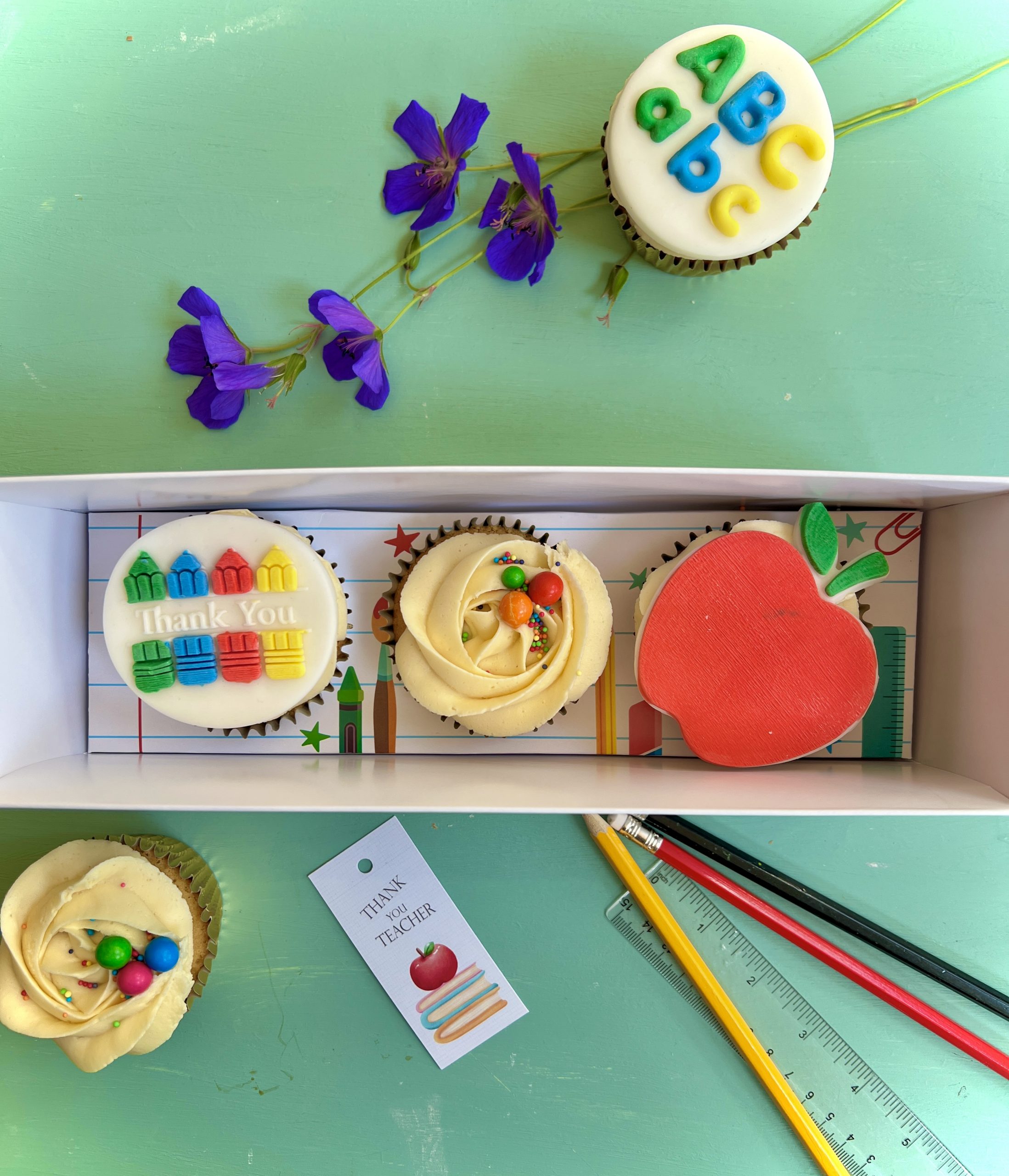 Thank You Teacher Cupcakes - Hannah's Kitchen